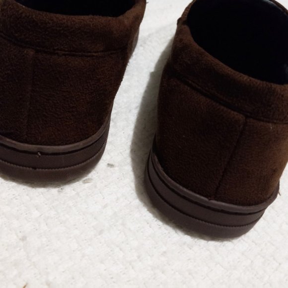 Wayland Square | Shoes | New Wayland Square Memory Foam Slippers | Poshmark